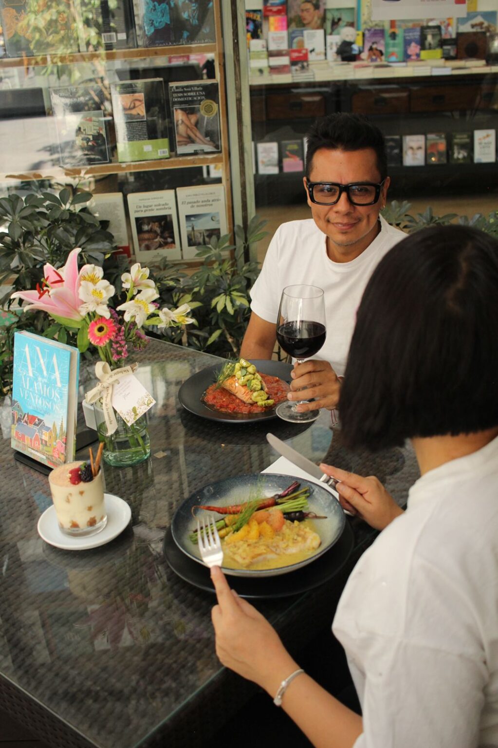 Un lugar de la mancha – Librería con tradición de más de 25 años ☕️ ...